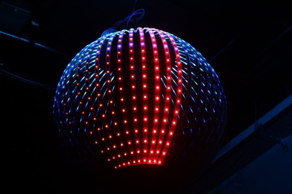 Esfera LED Pixel - Star Lighting Division